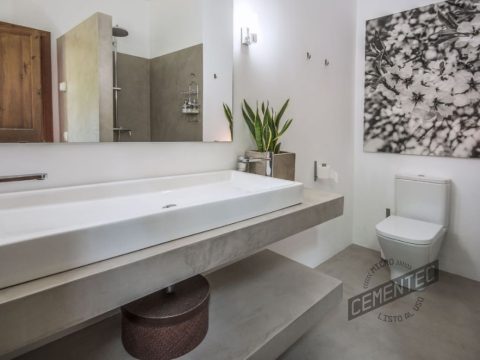 Beige microcement bathrooms: Inspiration and ideas | Cementec